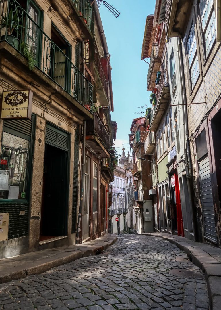 Portuguese Food Tour in Porto